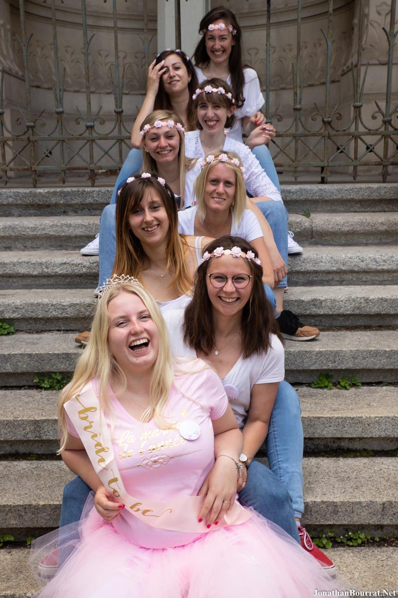 Portraits d'EVJF sur les hauteurs de Fourvière - ️⭐ Séance Photo EVJF à ...